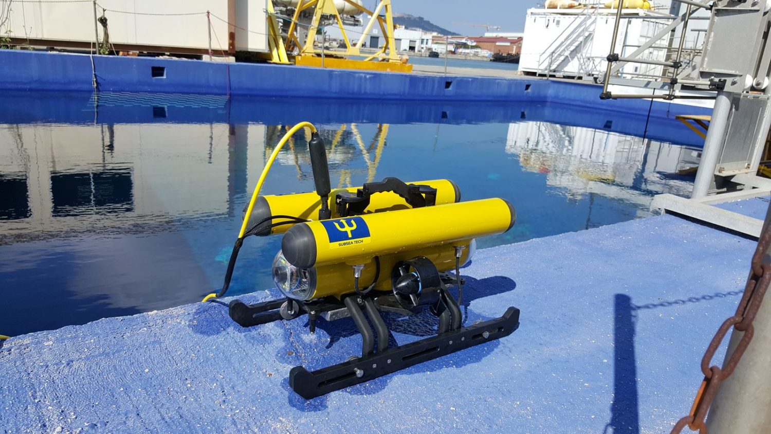 Subsea Tech - Multi-sensor academic ROV for French robotics laboratory